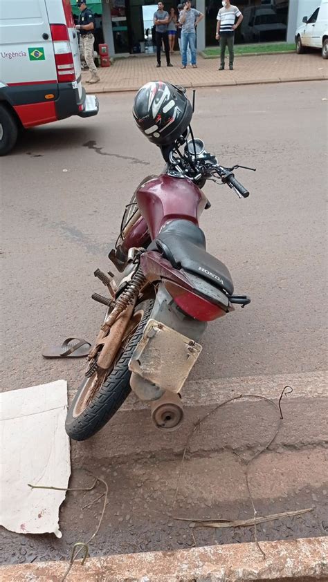 Motociclista morre após bater na traseira de caminhão na BR Tocantins G