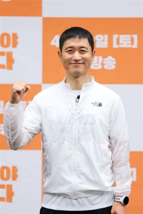 5천만 국민을 러너로”션→율희 고수부터 초보까지 ‘뛰어야 산다 마라톤 도전기 종합