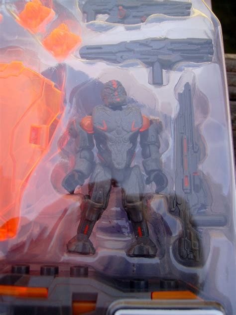 Halo 5 Mega Bloks Promethean Weapons Customizer Pack Halo Toy News