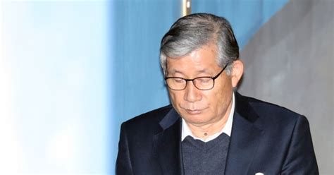 Mb정부 댓글공작 전 기무사령관 파기환송심 징역 3년법정구속