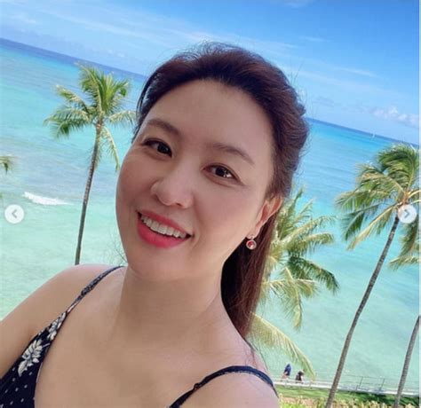 Hundreds Of Billions Of Dollars Actress Husband Who Remarried After 22 Years Shocking