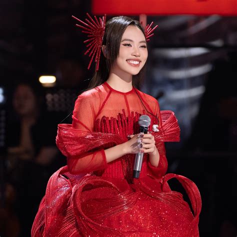 Phương Mỹ Chi đại Thắng Saostarvn