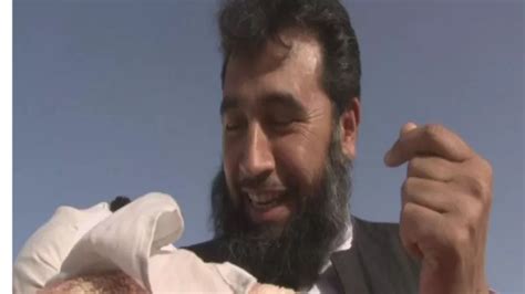 မိန်းမ ၃ ယောက်ယူပြီး ကလေး ၆၀ ရှိတဲ့ ပါကစ္စတန်အမျိုးသား နောက်မိန်းမထပ်ယူရန် ဆန္ဒရှိ Zalen