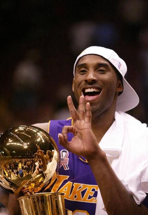Kobe Nba Champion 2002 “three Peat” Kobe Bryant Pictures Kobe Bryant