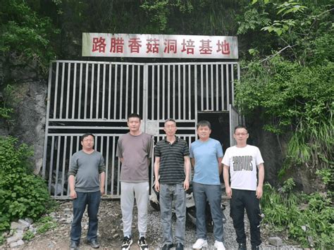 贵州农业职业学院万俊杰一行到访我院食用菌工程中心院部动态铜仁职业技术学院