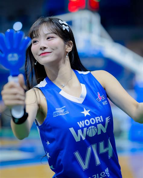 맹구 첫줄 박하 우리은행won 박하정 박하정치어리더 Instagram