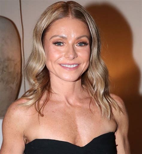 Kelly Ripa Reveals The One Celebrity Who Made Her Starstruck