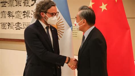 Cafiero analizó con su par chino el ingreso de Argentina a los BRICS