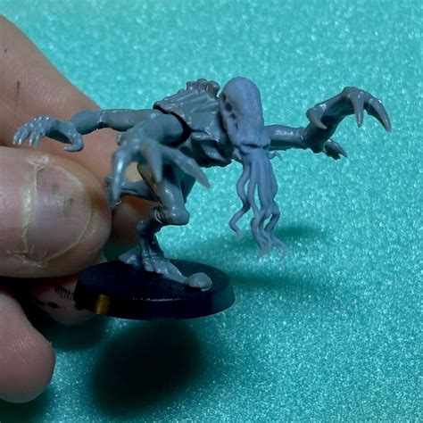 Stl File Corporaptor Ymgarli Headversion Of Ymgarl Genestealer Head 👽