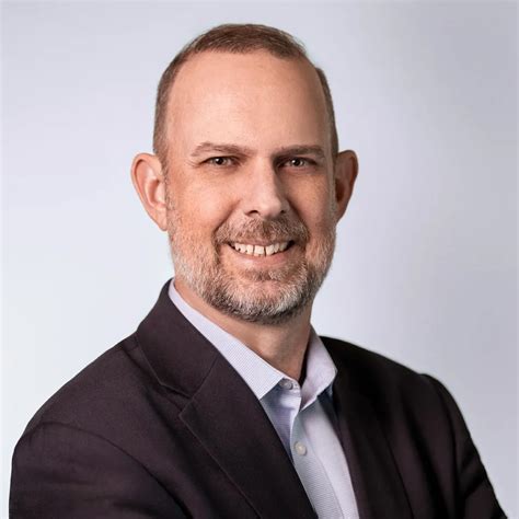 Craig Hallum Equity Research