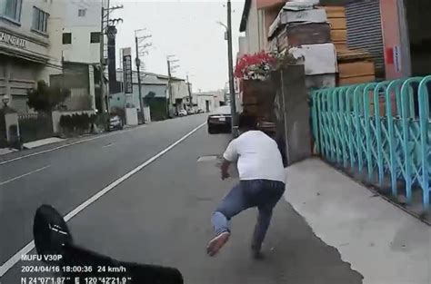 台中警匪追逐！熱心「功夫貓熊」神助攻 鐵掌一推ko毒嫌
