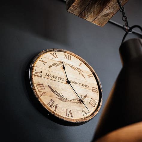 Custom Solid Oak Clock Simple Wooden Wall Clocks Wall Decor For Living