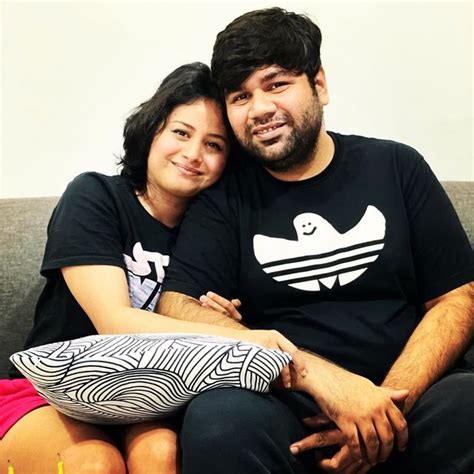 Prateek Jain Theprateek Jain • Threads Say More