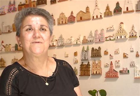 Coleccionista conoce las iglesias más famosas del mundo sin salir de