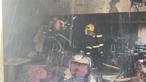 自建房起火，简易喷淋设施启动控制火势凤凰网视频凤凰网