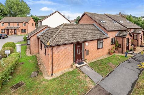 2 Bed Terraced Bungalow For Sale In Fairfield Gardens Honiton Devon