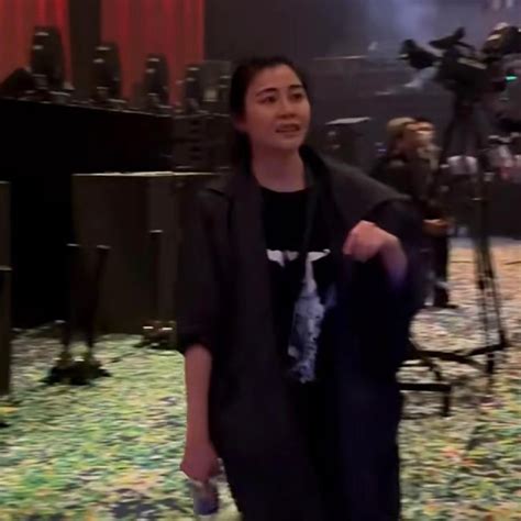 Has She Forgotten Her Roots Yoyo Mung Criticised By Chinese