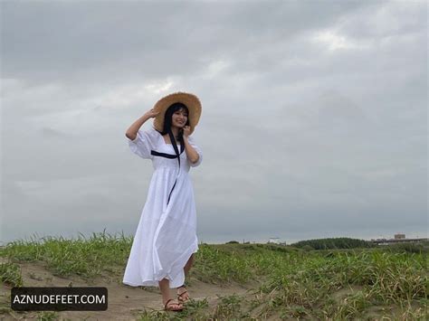 Marika Kono Feet Aznudefeet