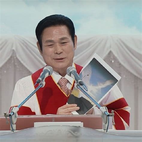 Jms 정명석 못지않은 여신도 성폭행범 만민중앙교회 이재록 넷플릭스 다큐 나는 신이다 신이 배신한 사람들 방송국을 습격하라