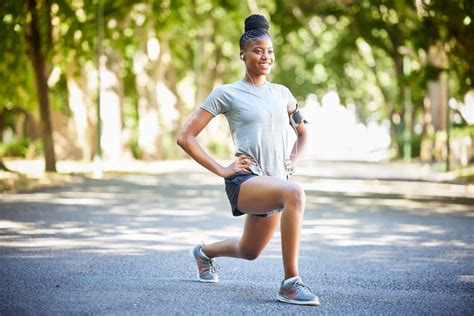 6 Best Hip Flexor Exercises To Stretch And Improve Strength