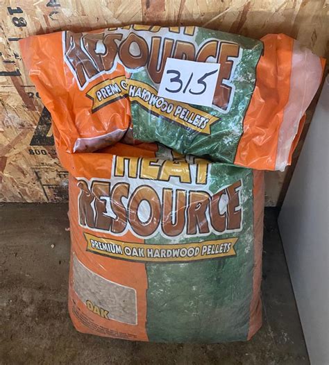 Oak Wood Pellets