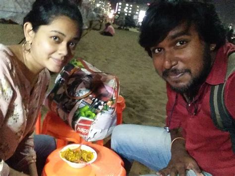 Photos காதலிக்கும்போது எடுத்த புகைப்படங்களை வெளியிட்ட கணவர் நெகிழ்ந்த பிக்பாஸ் பிரபலம்