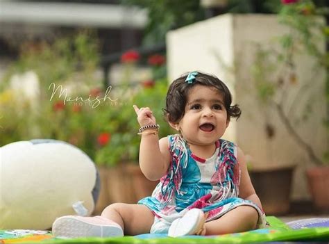 Ayra ಹಾಲುಗಲ್ಲದ ನಗುಸೂಸಿ ಹೊಸ ಫೋಟೋಶೂಟ್ ಗೆ ಫೋಸ್ ಕೊಟ್ಟ ಬೇಬಿ ಆಯ್ರಾ News18