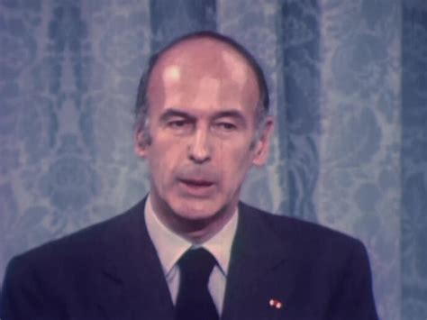 Valéry Giscard Destaing Répond Aux Questions Sur La Réforme De Lortf