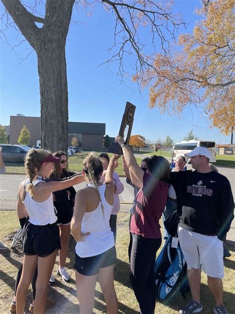 Danville Hs Girls Tennis Team Takes Home Third Place At Ihsa State