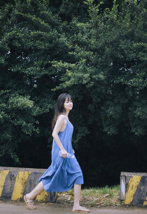 Vẻ đẹp Của Gái Ngực Lép