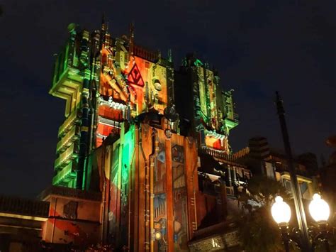 Guardians Of The Galaxy Ride Lit Up At Juan Zuniga Blog