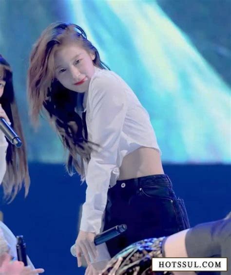 오마이걸 아린 속바지 허벅지 모음집 도끼 굴곡