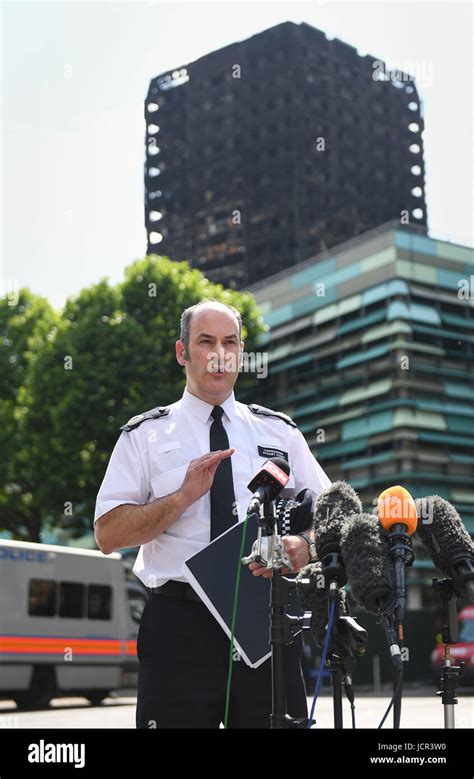 Metropolitan Police Commander Stuart Cundy Speaking To The Media Near