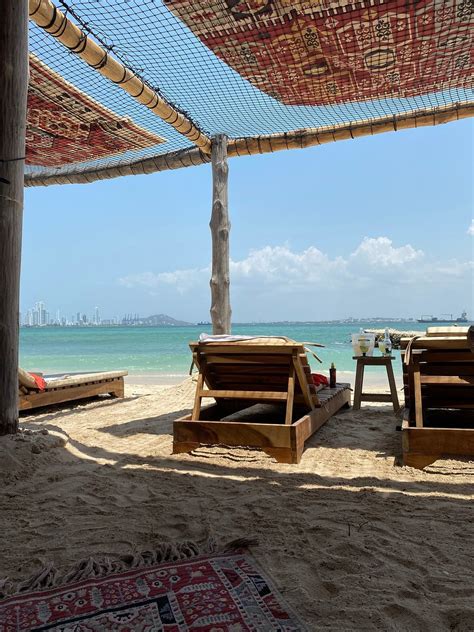 Eteka Beach Club Saura Travel