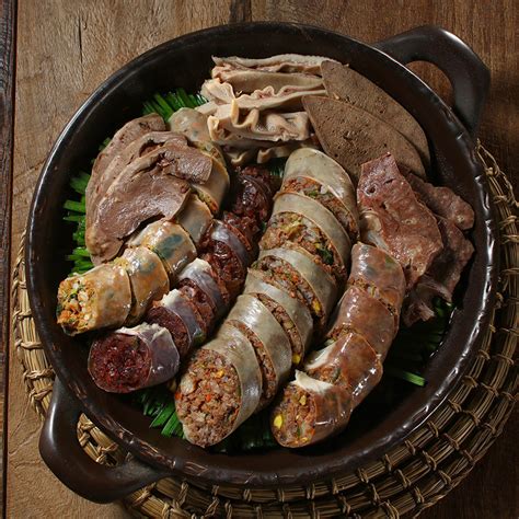 우리맛순대 남도토종 순대 고기 야채 피순대 돼지내장 오소리감투 막창 암뽕 1kg 위시버킷