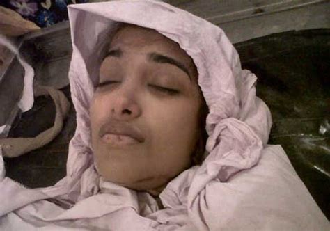 Jiah Khans Mother Claims Her Soul Visited Her Told She Was Murdered