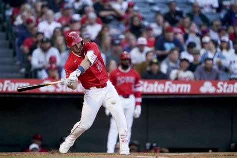 Angels Star Mike Trout Needs Second Surgery For Torn Meniscus Ending