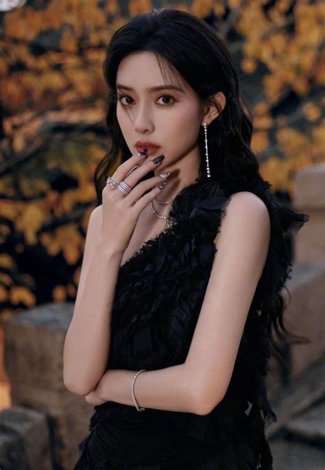 Pin By Lare On Wen Qing In 2024 Chinese Actress Actresses Girl