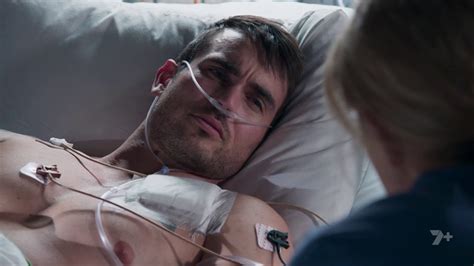 Auscaps Nicholas Cartwright Shirtless In Home And Away