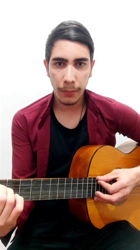 اینم از آهنگ جدید خواننده‌ ی گل منو اذیت نکنید