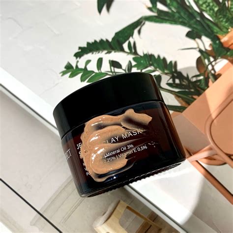 Volcanic Scoria Clay Mask Skincare - DÉ PERFECT