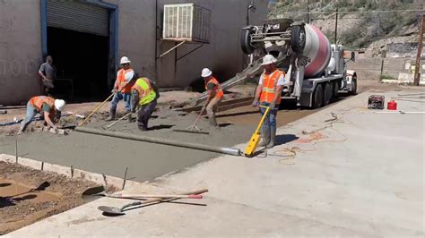 Spin Screed® The Worlds Lightest Power Concrete Roller Screed From