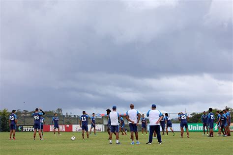 Bahia Faz Treino Tático No Penúltimo Trabalho Antes De Encarar O Crb Ne45