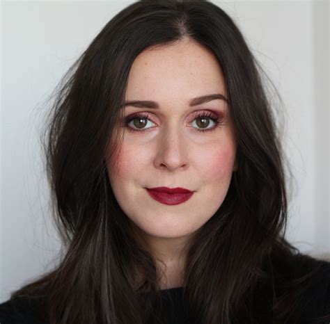 Beauty Mac Diva Dupe Wet N Wild Cherry Bomb The Styling Dutchman