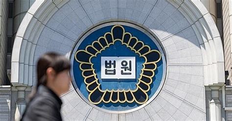40년간 친딸 성폭행하고 그 사이 태어난 손녀까지…70대 징역 25년