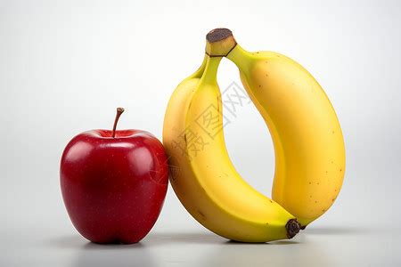 两只香蕉和两个苹果高清图片下载 正版图片600526418 摄图网