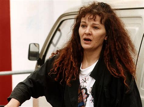 9 Hot Sexy Sandy Ratcliff Bikini Pics