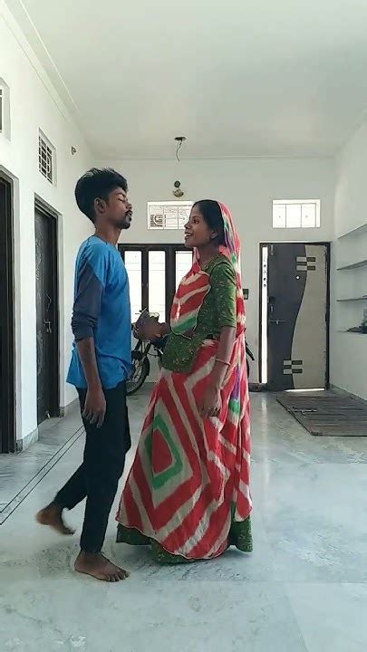 Hero Tu Mera Hero Hai Villain Jaisa Kaam Na Kar Govinda Karishma Kapoor