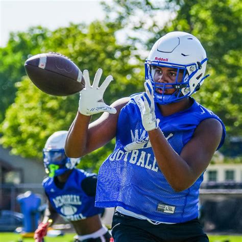 Msu Football Latest P4 School To Offer 3 Star Wisconsin Edge Isaac Miller