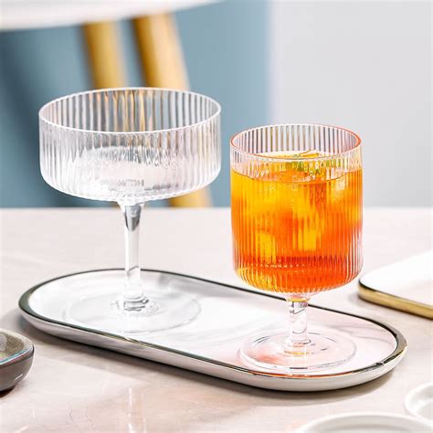 Wholesale Creative Clear Ribbed Champagne Coupe Glasses Coffee Mugs Cocktail Martini Goblet